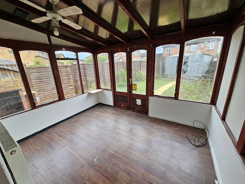 Marshall & Cross | Property Details